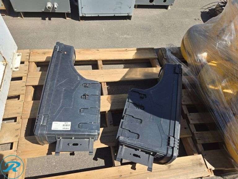 Plastic Side Boxes - Roller Auctions