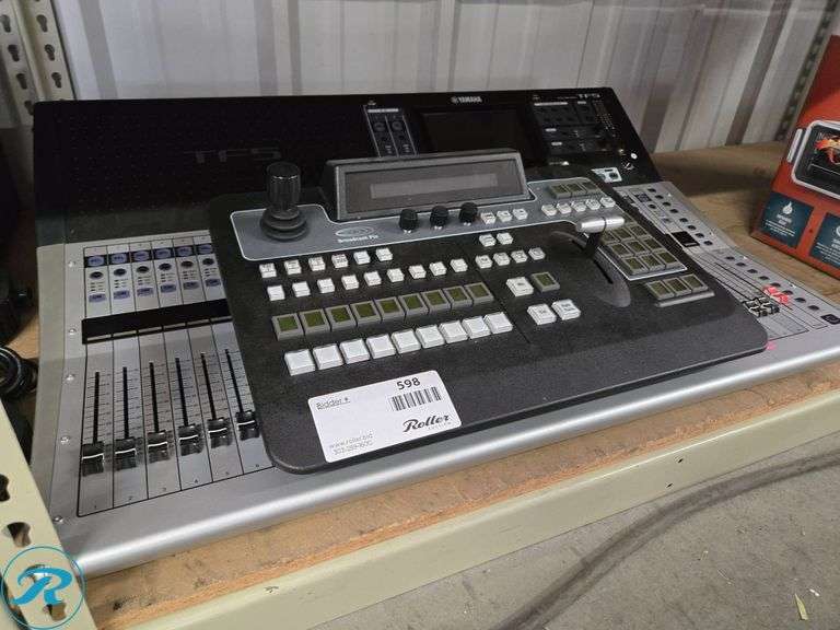 Broadcast Pix Panel and Yamaha TF5 Digital Mixing Console - Roller Auctions