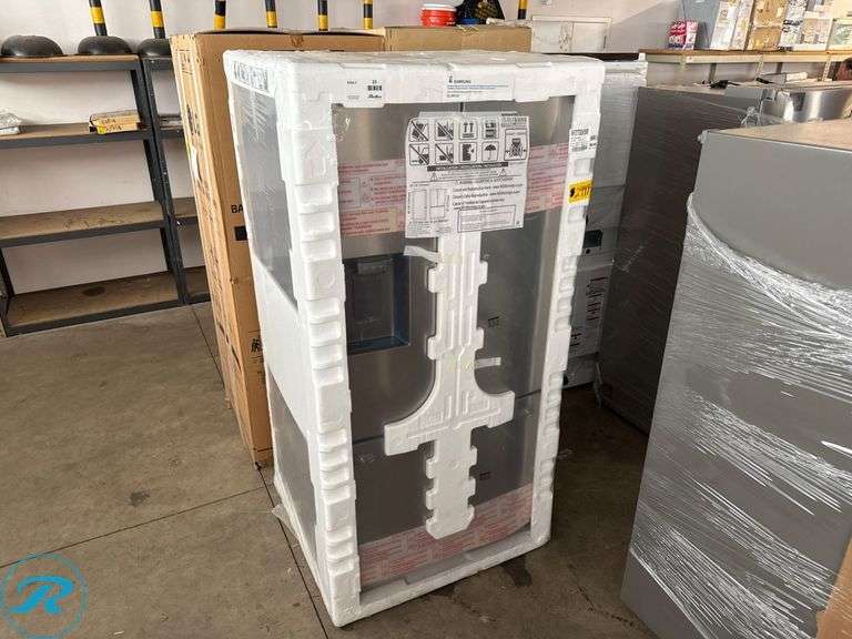 Samsung RF27T5241SR 27-Cu Ft Standard-Depth 3-Door French Door ...