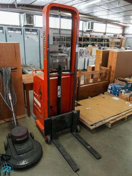 Lee Engineering Model 682-150 Electric Lift, 12VDC, 250 lb Capacity ...