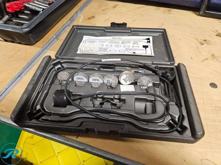 Noid Light Testing Kit in Plastic Case - Roller Auctions