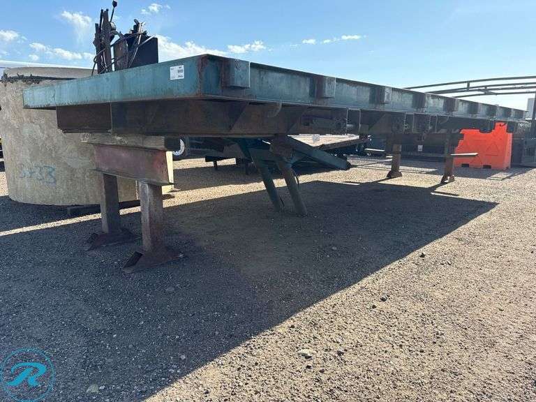 20′ Alfred Hydro Dump Flat Bed with Checker Plate Steel Deck - Roller Auctions