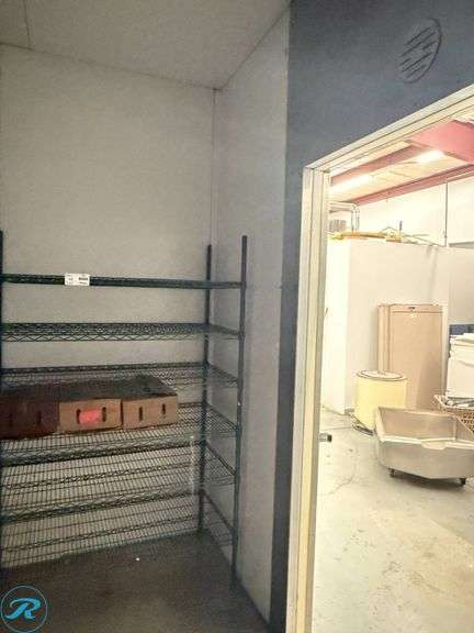 Walk-In Refrigerator with Shelving and Diamond Plate Flooring,12′ x 11 ...