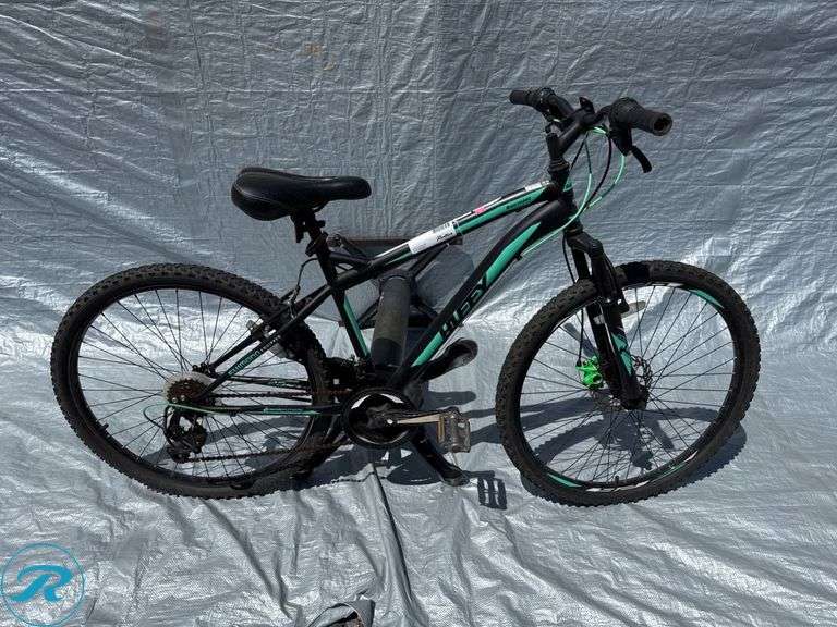 Huffy Night Hawk Mountain Bike with Front Suspension, Black and Green ...