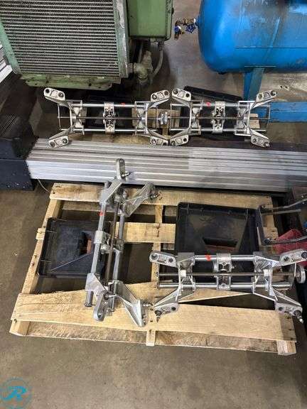 Hofmann Geoliner 650 Wheel Alignment System with Accessories - Roller ...