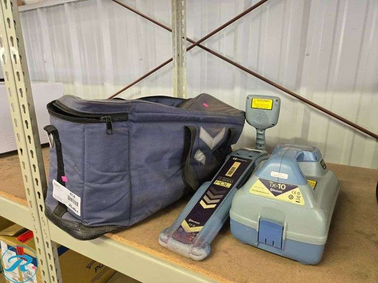 Radiodetection RD4000 PDL and Radiodetection TX-10 Locator System with ...