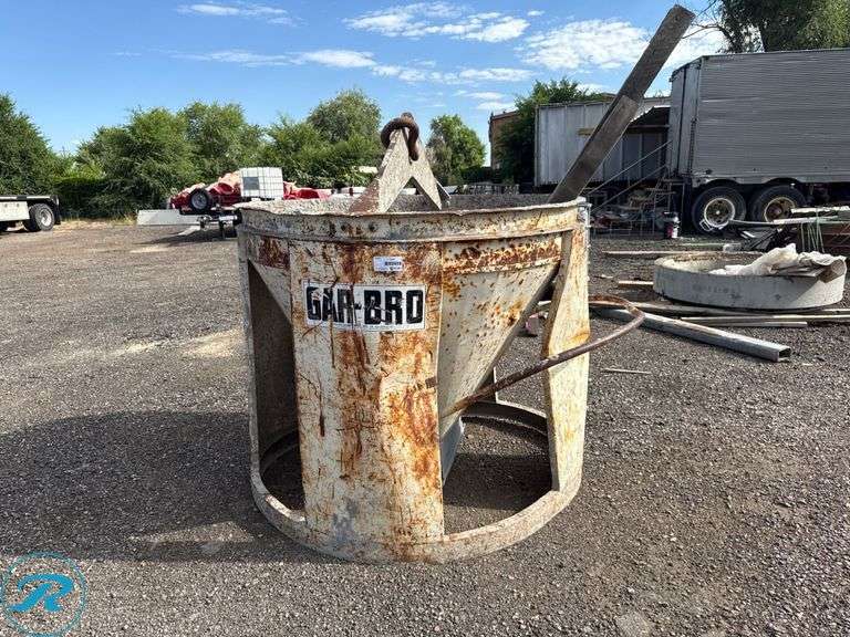Gar-Bro Concrete Bucket, Steel Construction, 9200 Lb Capacity - Roller ...