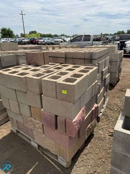 (4) Pallets of Cinder Blocks - Roller Auctions