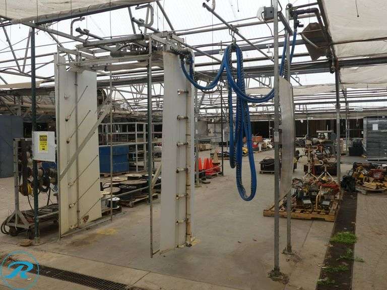 Plant Cart Watering Tunnel - Roller Auctions