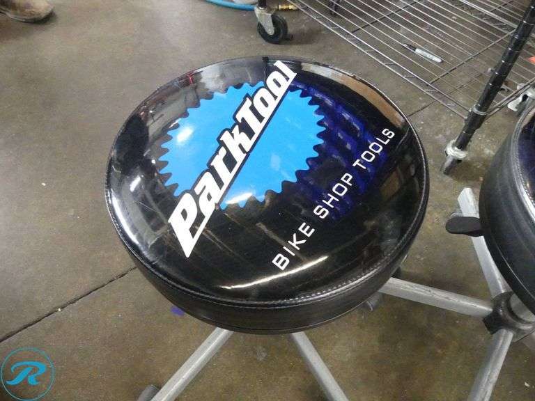 (2) Park Tool Bike Shop Adjustable Rolling Stools - Roller Auctions