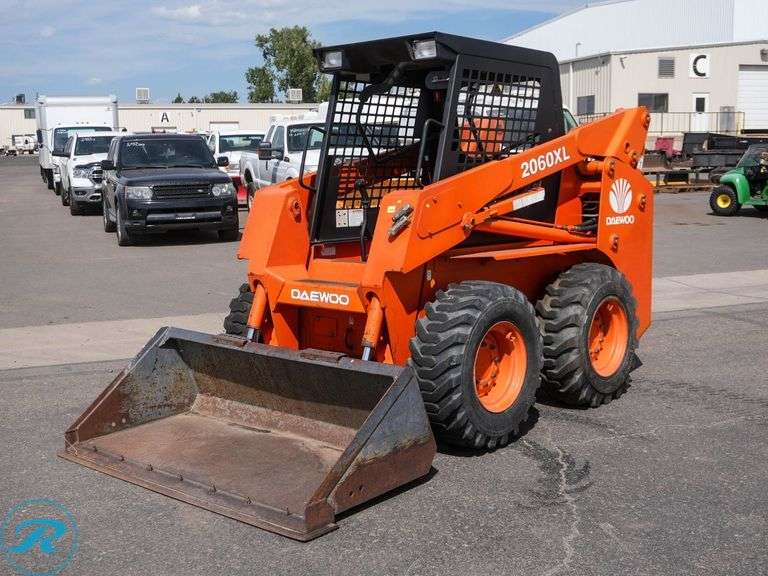 Daewoo 2060XL Skid Steer Loader - Roller Auctions