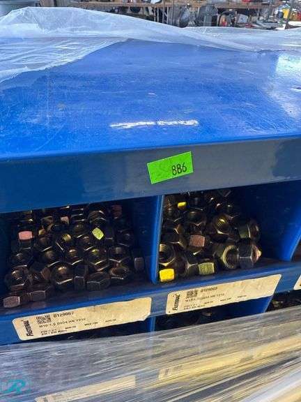 Fastenal Storage Cabinet With Assorted Inventory - Roller Auctions