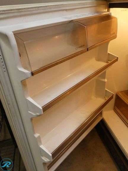 Kenmore Coldspot 106.8652680 Refrigerator/Freezer - Roller Auctions