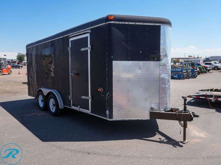 2001 Interstate T/A Enclosed Trailer - Roller Auctions