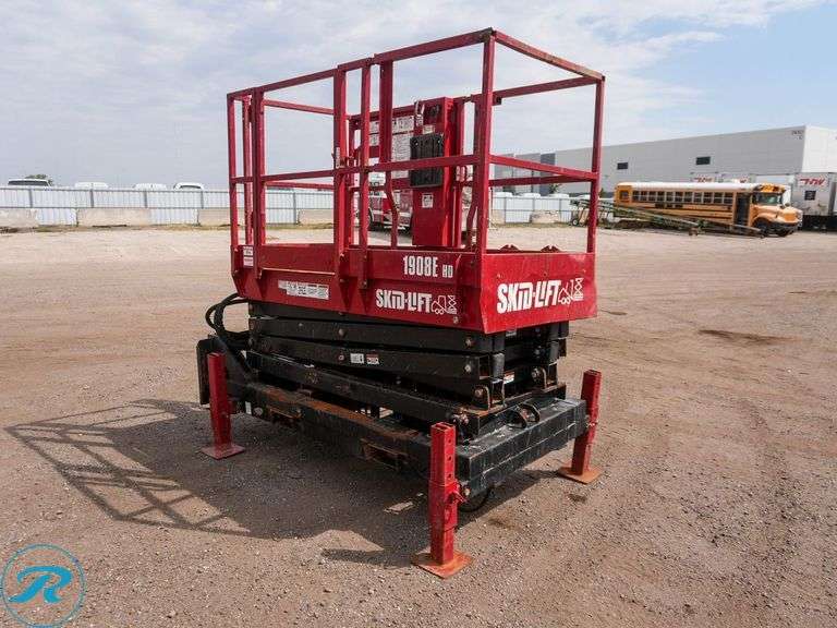 Skid Lift 1908E HD Hydraulic Scissor Lift To Fit Skid Steer Loader, 25 ...
