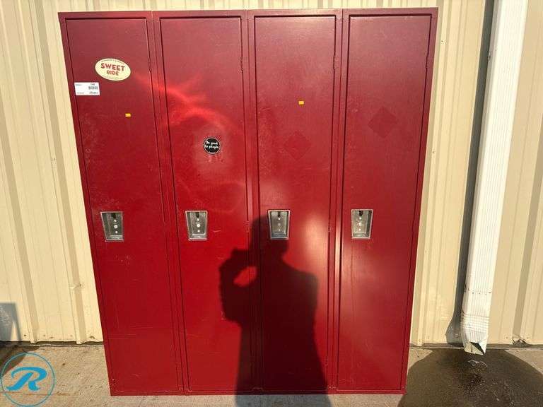 4-Bay Metal Locker Unit with Red Finish - Roller Auctions