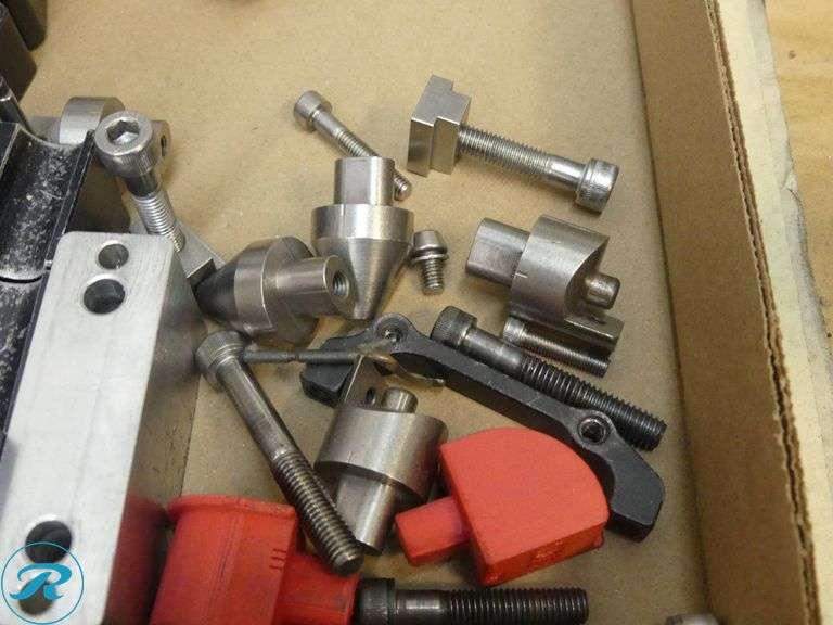 Tray of Assorted Fixture Clamps - Roller Auctions