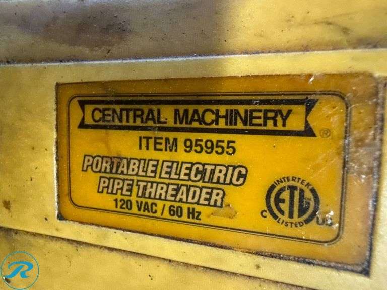 Central Machinery Portable Electric Pipe Threader with Accessories ...