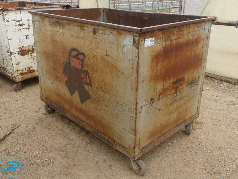 Trash Dumpster on Casters - Roller Auctions