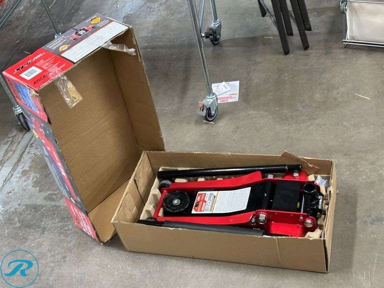 Arcan: XLS 3000 Steel Professional Floor Jack- Used - Roller Auctions