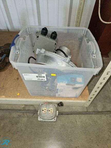 Greenheck Control Box with Blower Motor and Johnson Controls TEC 3000 ...