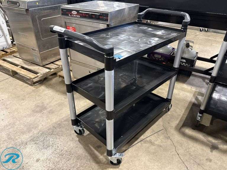 New Winco UC3019K Plastic 3-Tier Bus Cart, 19 x 31 - Roller Auctions