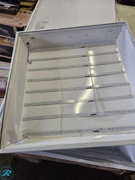 Pallet of Lithonia Lighting Recessed LED Troffers and Replacement ...
