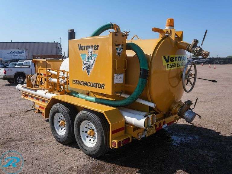 2001 Vermeer E550 Towable T/A Evacuator - Roller Auctions