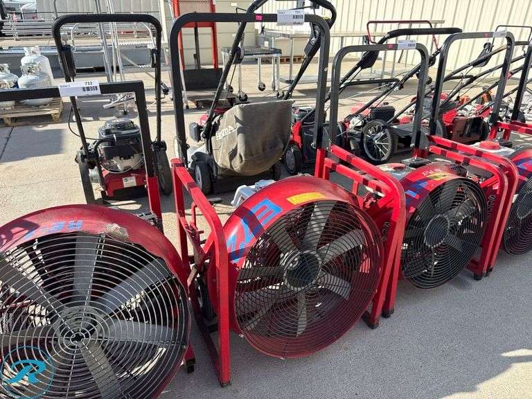 Super Vac 718G4-T Ventilation Fan with Honda GX200 Engine - Roller Auctions