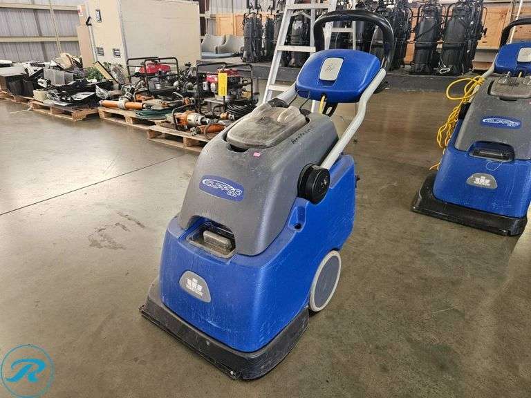 Windsor Clipper Duo 16″ 120 Carpet Extractor, Electric - Roller Auctions