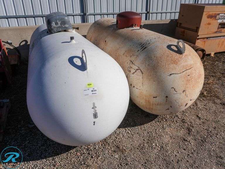 (2) 500 Gallon Propane Tanks, 250 PSI, Models (A500H) And (416428 ...