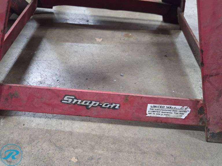 (2) Snap-on 7-Ton Capacity Jack Stands - Roller Auctions