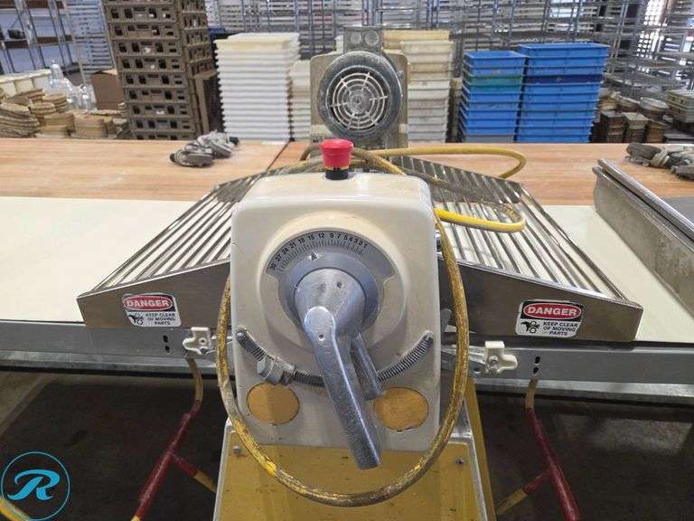 Rondo SSO 615 Floor Reversible Dough Sheeter - Roller Auctions