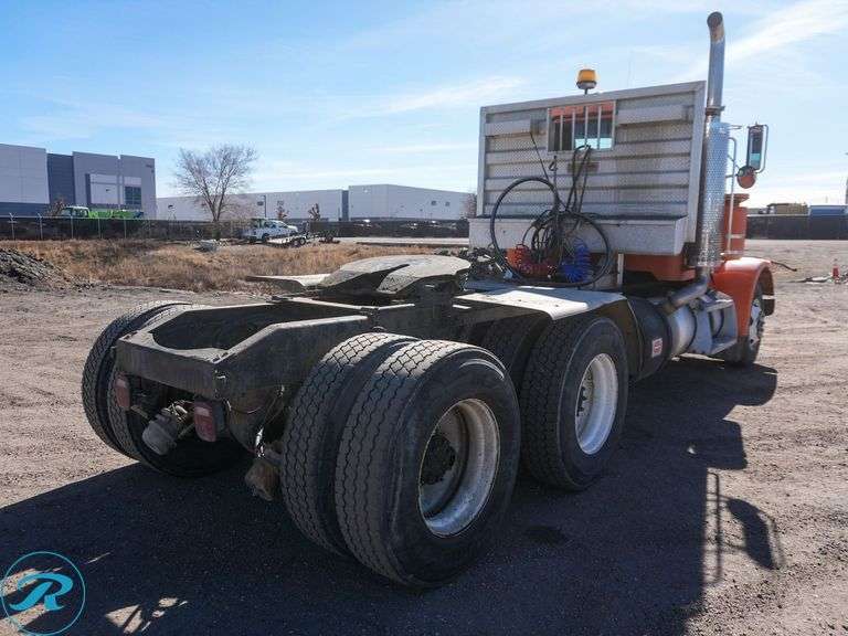 2003 Peterbilt 378 T/A Truck Tractor - Roller Auctions