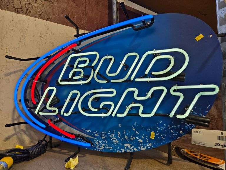 Bud Light Neon Sign - Roller Auctions