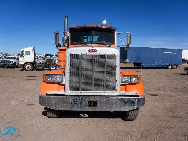 2003 Peterbilt 378 T/A Truck Tractor - Roller Auctions