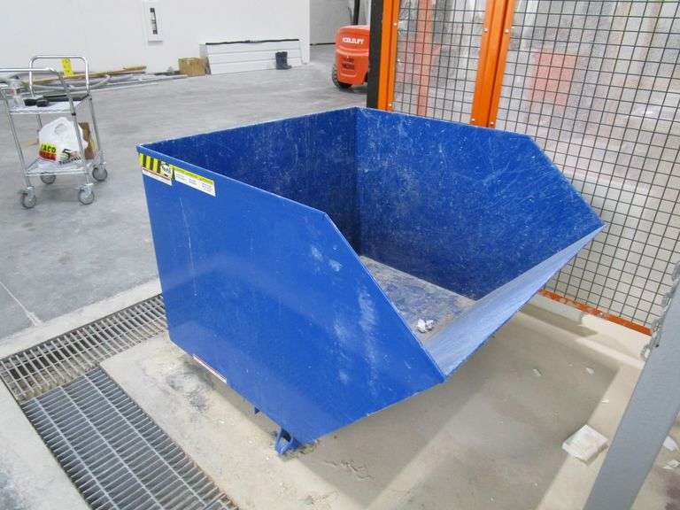 VESTIL MDL H-150-MD SELF-DUMPING HOPPER, EMPTY - Rosen Systems