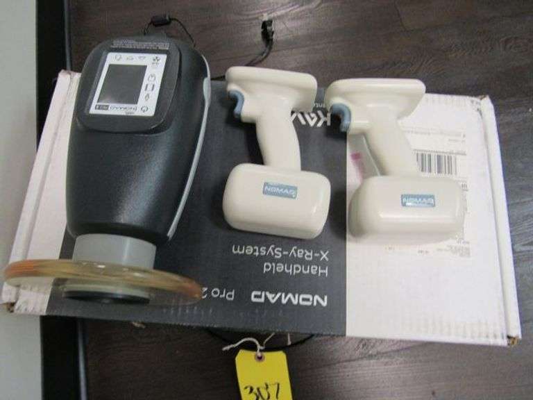 HANDHELD X-RAY SYSTEM, ARIBEX NOMAD PRO 2, S/N 10250, (2) BATTERIES AND ...