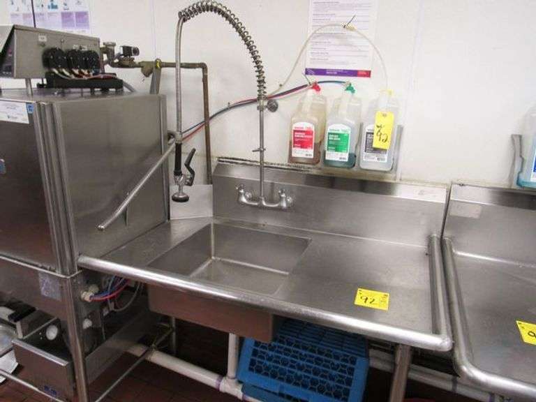 SINGLE COMPARTMENT STAINLESS STEEL SINK WITH PREP AREA AND SPRAY WAND ...