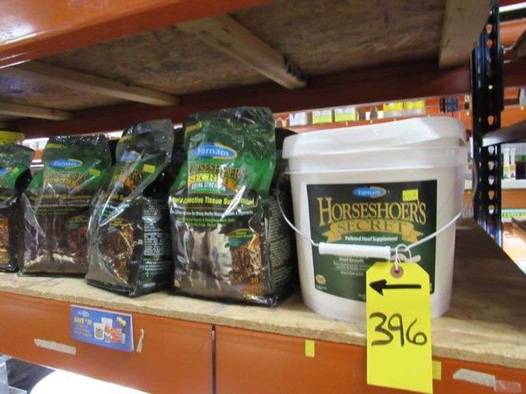 LOT, APPROX. (7) BAGS OF FARNAM HOOF & CONNECTIVE TISSUE SUPPLEMENTS ...