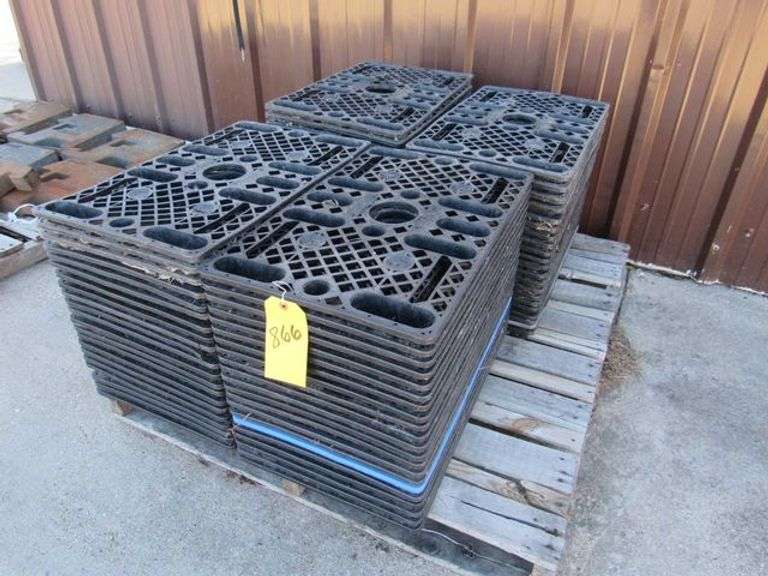 APPROX. (80) PLASTIC FEED PALLETS - Rosen Systems