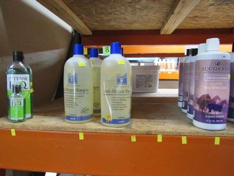 LOT, ASSORTED HORSE PRODUCTS, CORONA DETANGLER & SHINE, COWBOY MAGIC ...