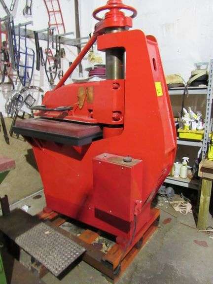 RED CLICKER LEATHER DIE PRESS *NO ID PLATE* 3-PHASE (NO PHASE CONVERTER ...