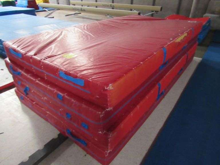 SPIETH ANDERSON LANDING MAT - APPROX. 120" X 60" X 8" *USED CONDITION ...