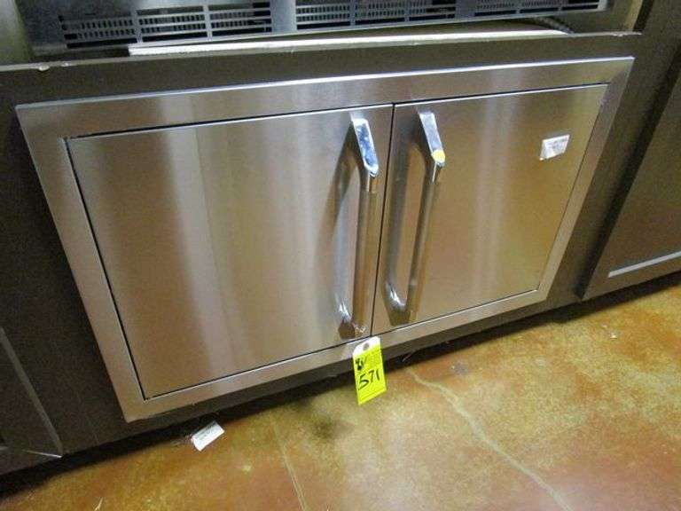 WOOD COUNTER, 10' WIDE, INCLUDES 2-DOOR UNDER COUNTER GRILL CABINET ...