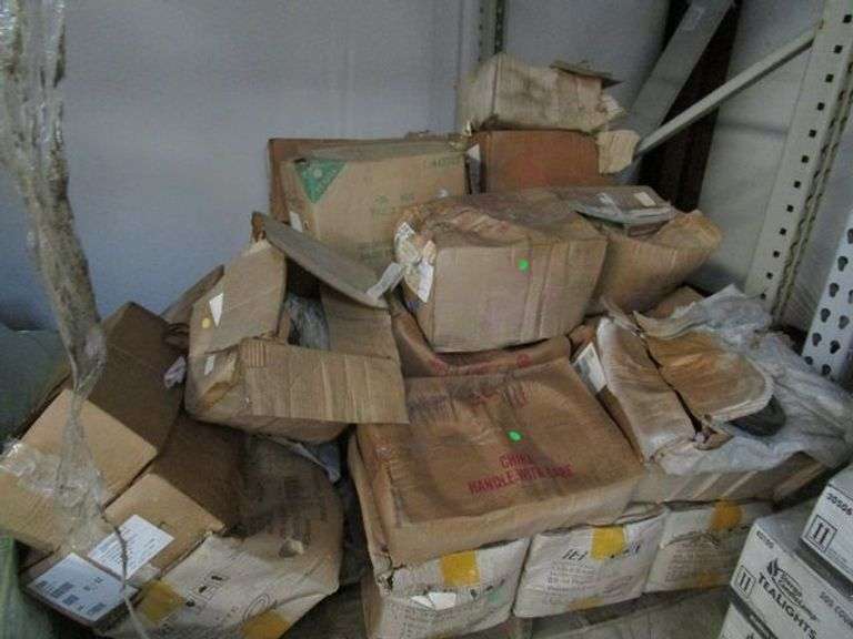 CONTENTS ON (4) SKIDS IN PALLET RACK INCLUDES ASSORTED GLASSWARE, ETC ...