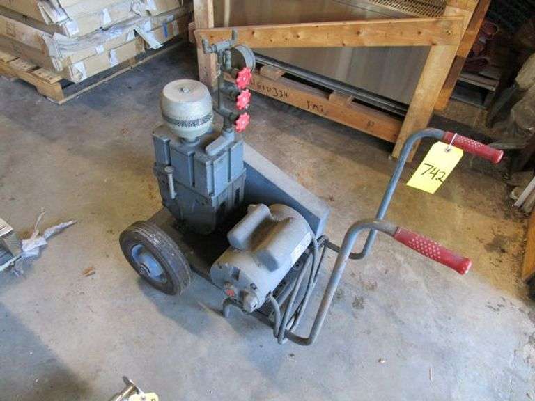 PUMP ON PORTABLE CART - Rosen Systems