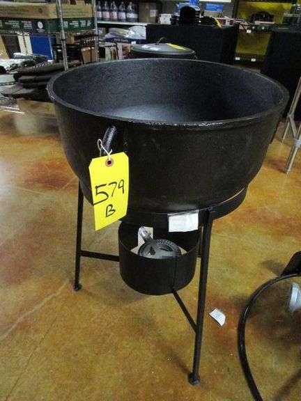 (3) ASSORTED PIECES, INCLUDING 6.5 COMBO PORTABLE POT WITH LID, 20 ...