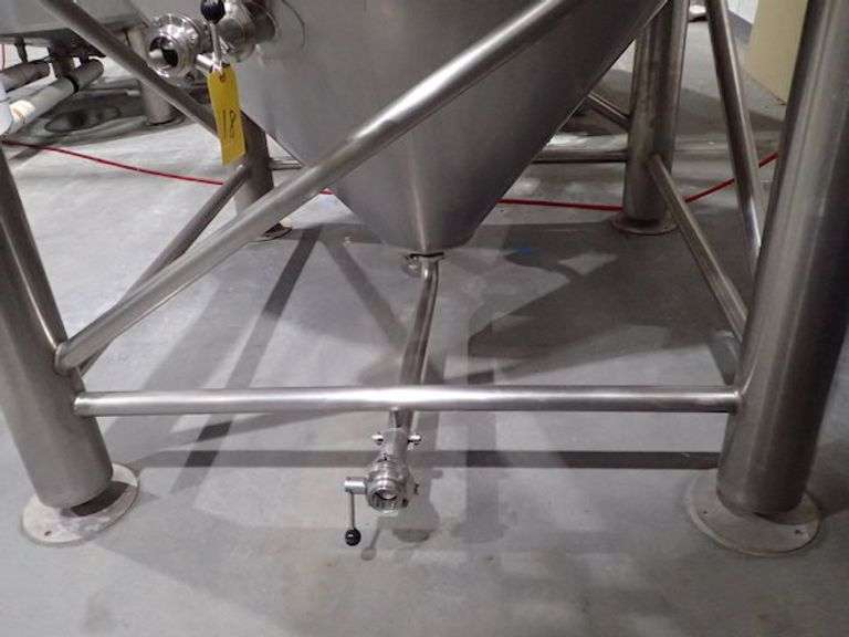 90 BBL PACIFIC BREWERY SYSTEMS TANK SERIAL 17414 - BIDDER RESPONSIBLE ...