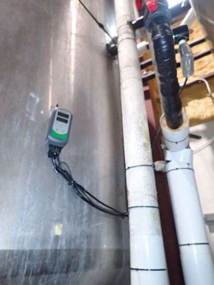 90 BBL PACIFIC BREWERY SYSTEMS TANK SERIAL 17412 - BIDDER RESPONSIBLE ...